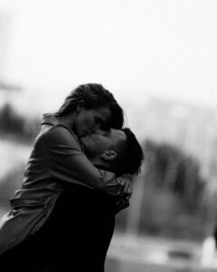 Juegos para parejas: 15 ideas para conectar y divertirse - Valuna.co